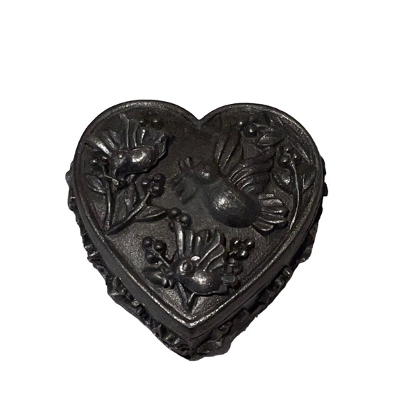unbranded | Jewelry | Vintage Torino Pewter Trinket Box Heart Heart Is ...